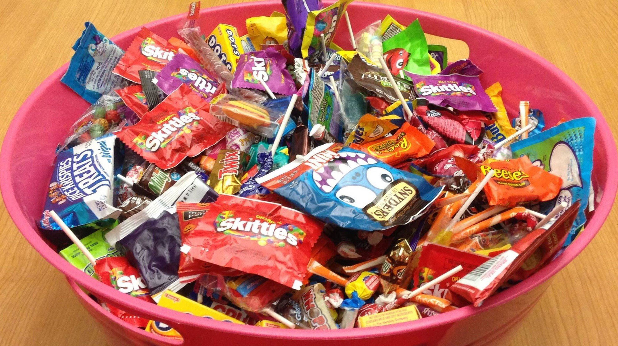 Halloween Candy Exchange and Waves Swim at the Lodge Des Peres ...